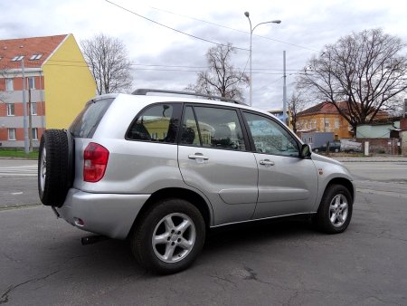 Toyota RAV4, r.v. 2004 - prodej, bazar - Autonoto.cz